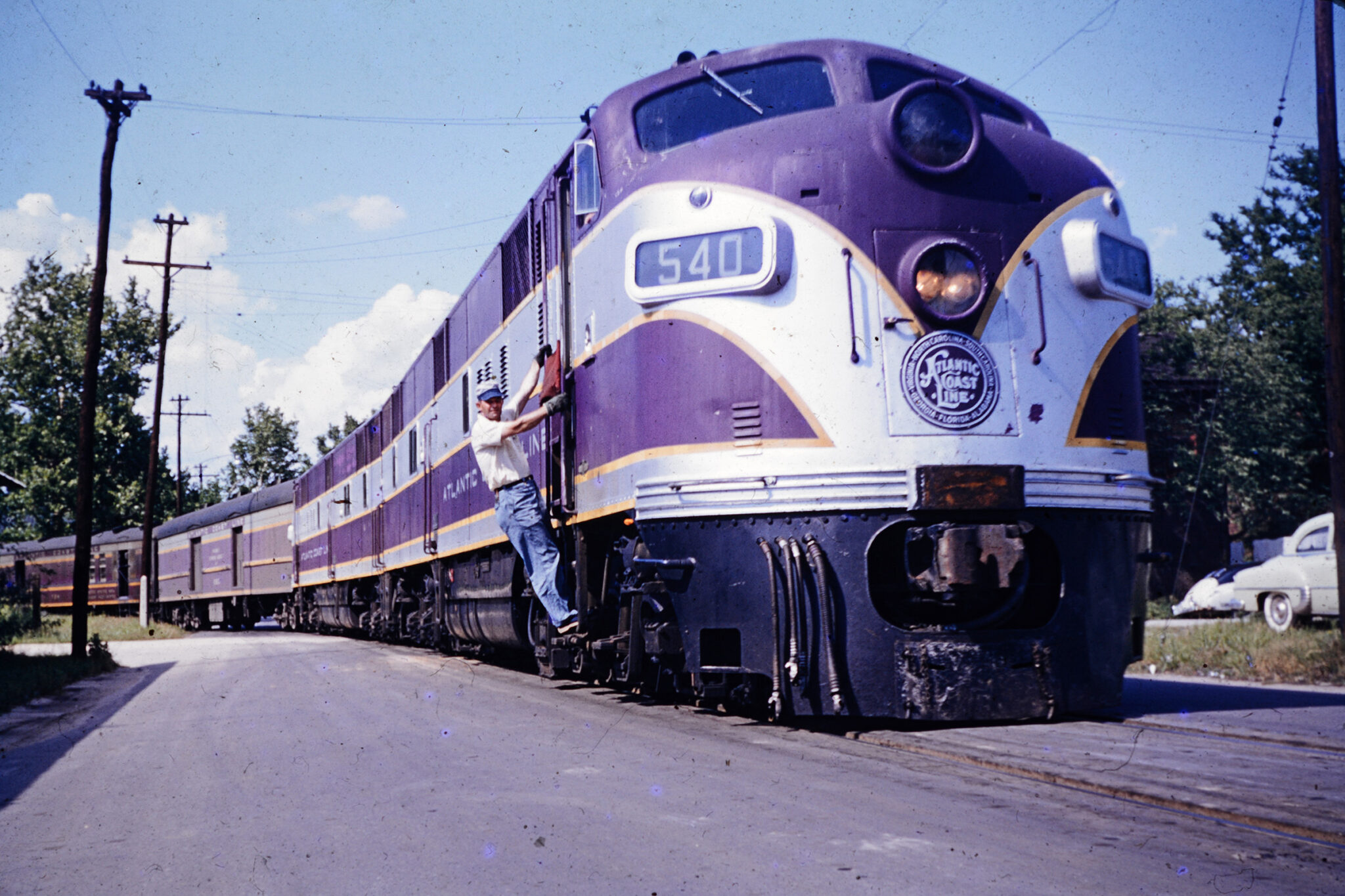 Browse Collections – Center for Railroad Photography & Art